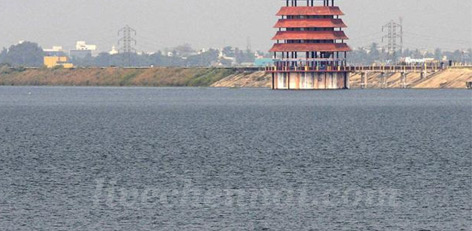 Live Chennai: Chembarambkkam Lake reservoir level up due to the recent ...