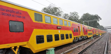 Live Chennai: Breaking News: Bengaluru - Chennai Double Tucker Express ...