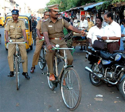 Live Chennai: Chennai Police revive bicycle patrolling,Chennai Police ...