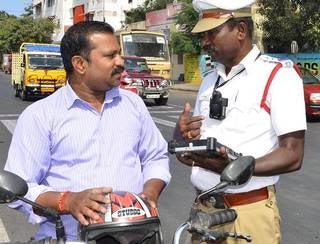 Live Chennai: Latest surveillance camera fitted on the uniforms for ...